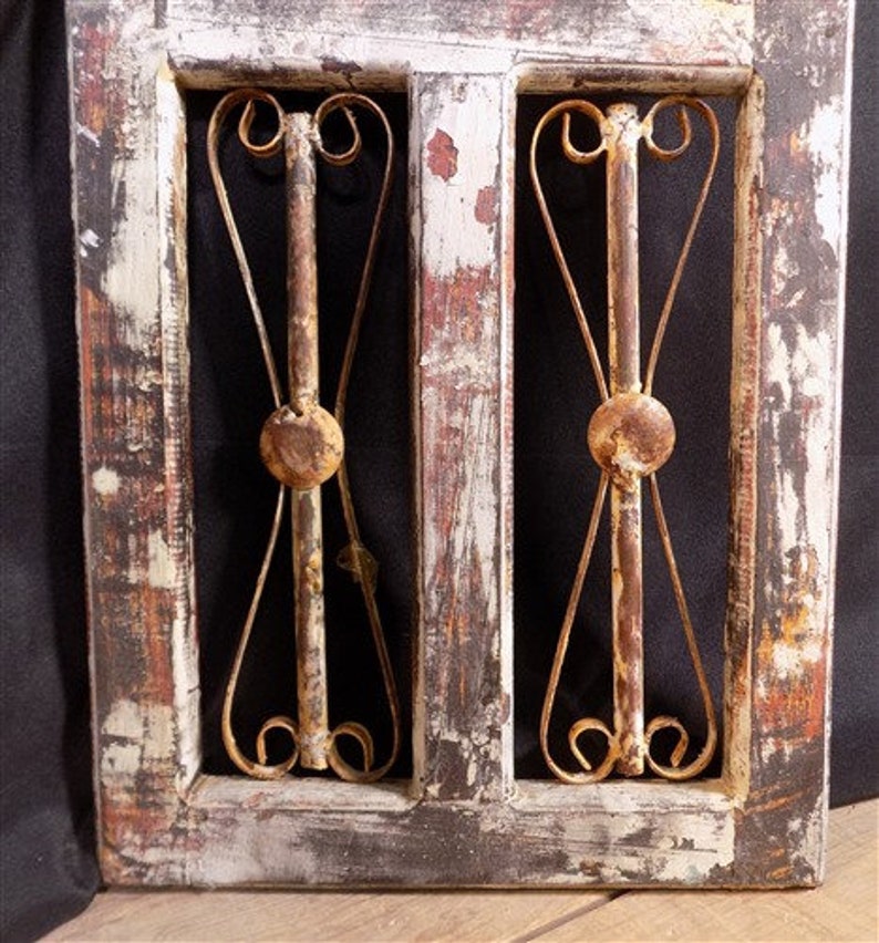 White Metal Heart Wood Window Frame, Arched Architectural Rustic Wall ...