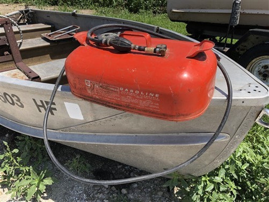 3 Gallon OMC Gasoline Gas Fuel Tank, Vintage Outboard Boat Motor Gas ...