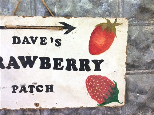Dave's Strawberry Patch Sign Vintage Farmers Market Folk | Etsy