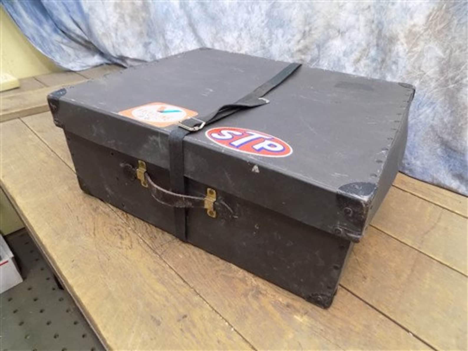 STP Valvoline Motor Oil Tote Container Vintage Gas Service Station Pump ...
