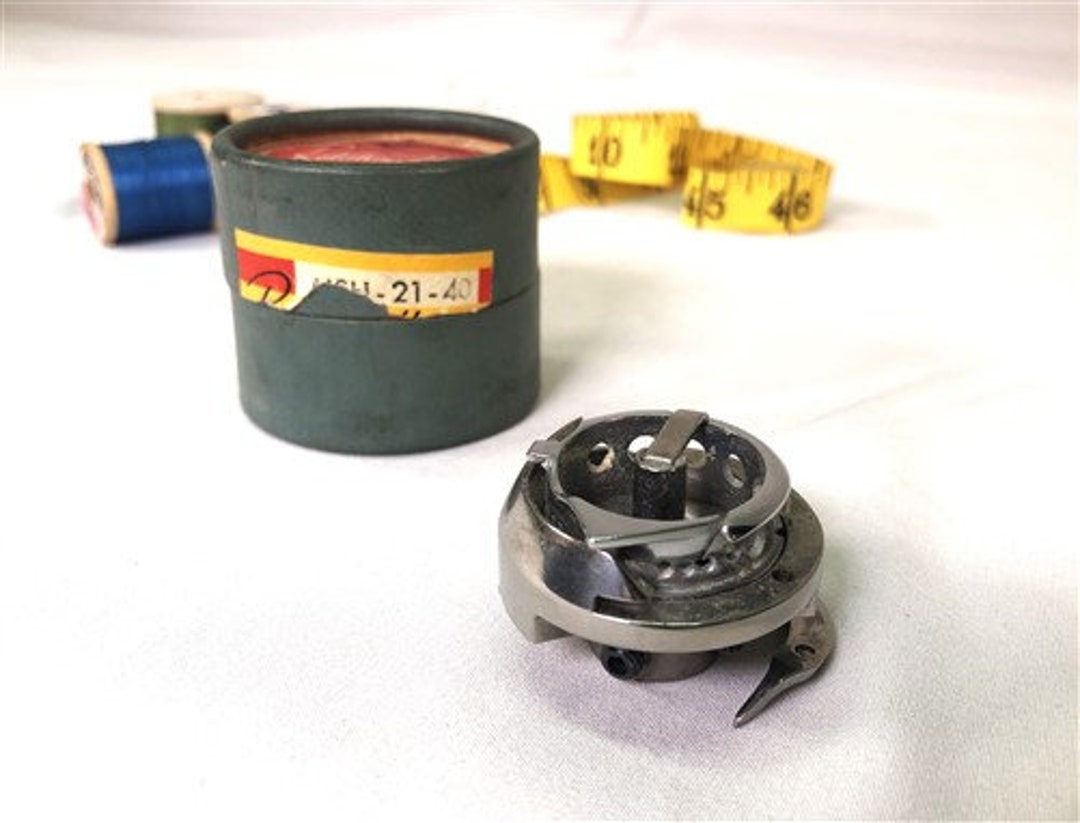 Singer Sewing Machine Series Hook & Bobbin Assembly Singer Sewing ...