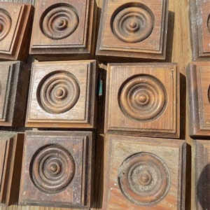 15 Mini Plinth Blocks, Bullseye Rosette, Architectural Salvage, Wood ...