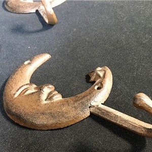 5 Cast Iron Man in the Moon Hooks, Rustic Hardware, Wall Mount Hardware ...