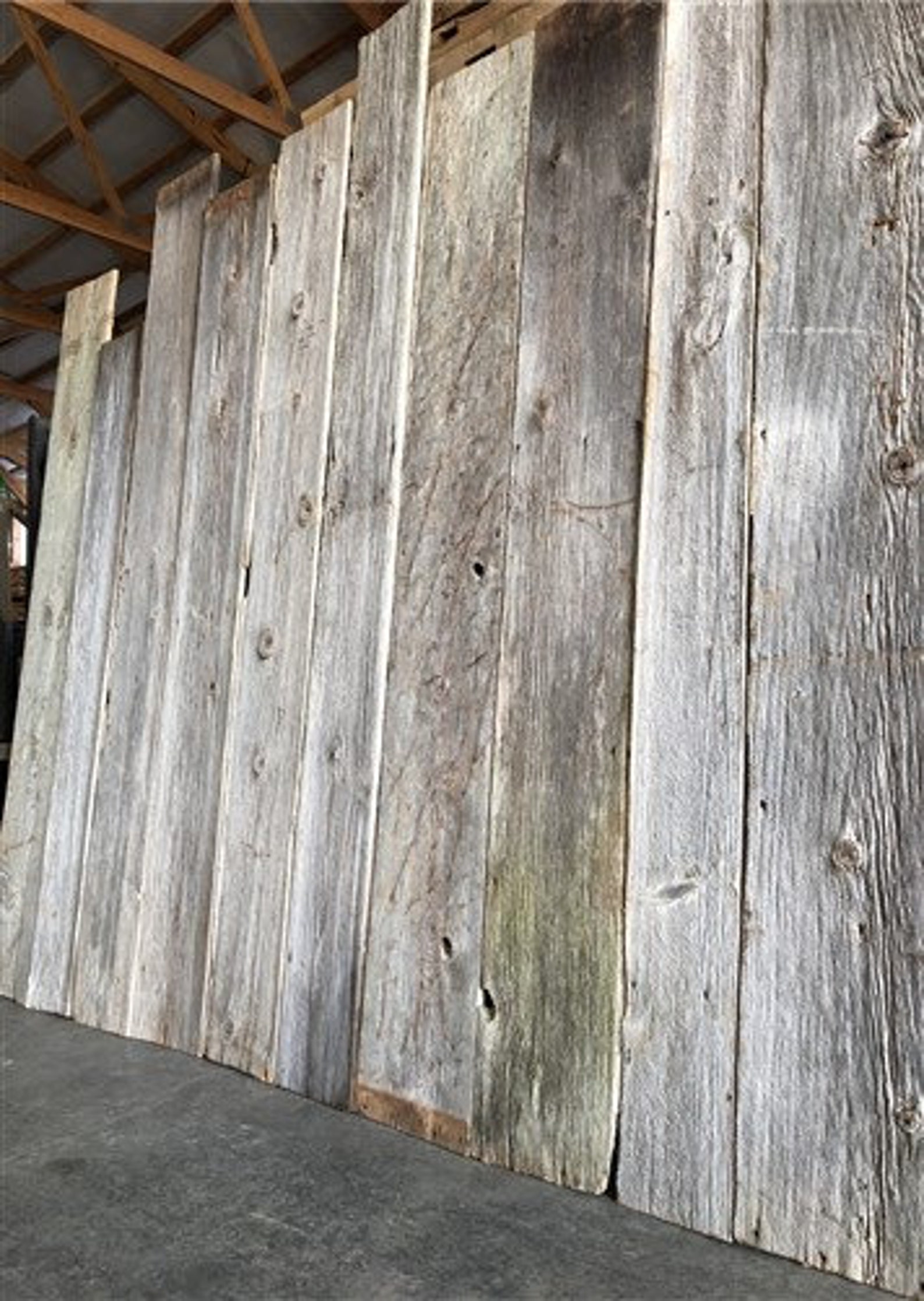 Reclaimed Barn Wood Boards Lumber Barn Siding Salvage Planks , Red Gray ...