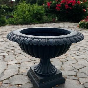 30" Tall Cast Iron Fluted Urn, Flower Pot Planter, Garden Patio Yard ...