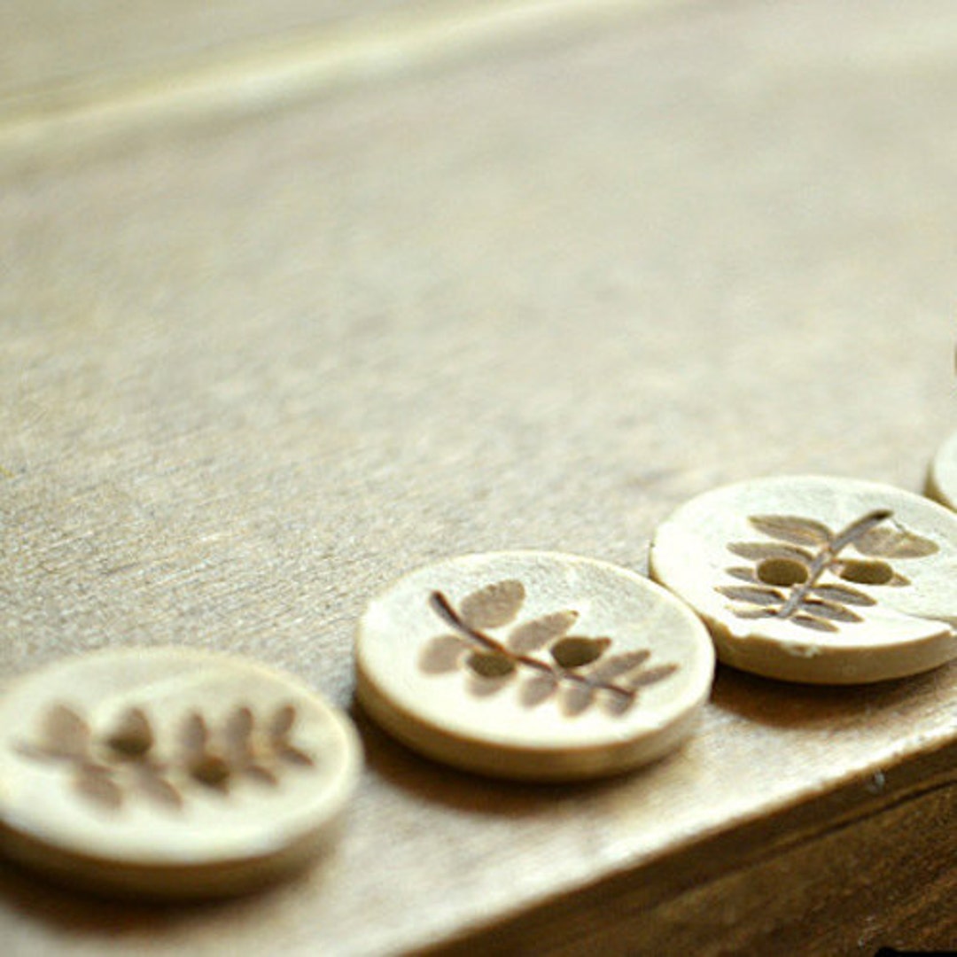 10 Pcs Leaf Pattern Small Wooden Buttons 12mmx12mm(54-2) - Etsy
