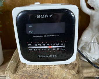 Vintage Sony Dream Machine Alarm Clock Radio AM/FM With Battery Backup ...