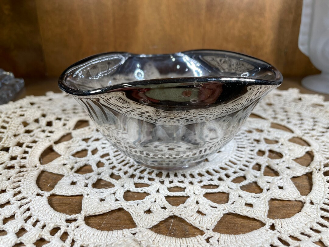 Vintage Dorothy Thorpe MCM Triangle Bowl, Three-sided Mercury Fade ...