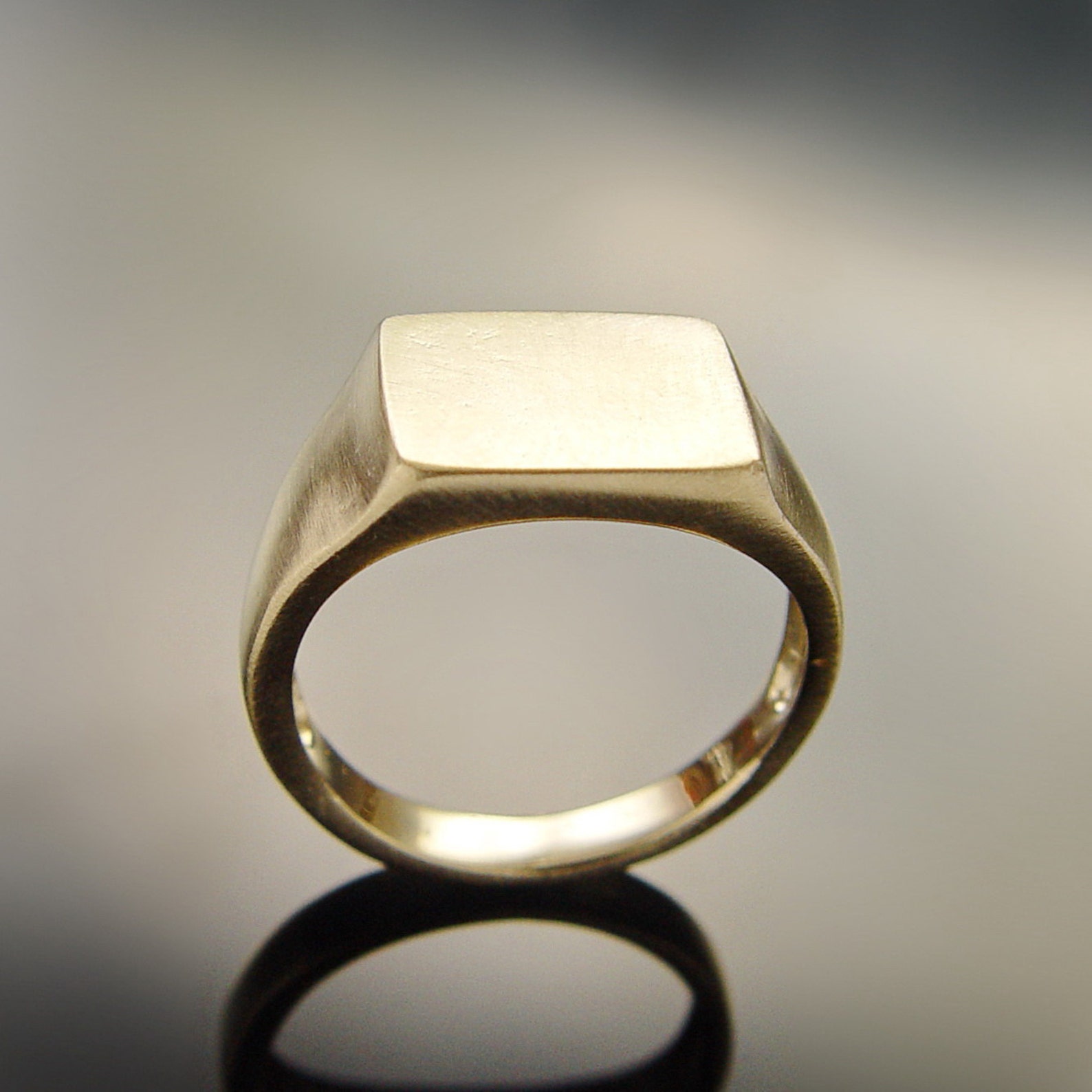 Large Matte Gold Signet Ring - Etsy