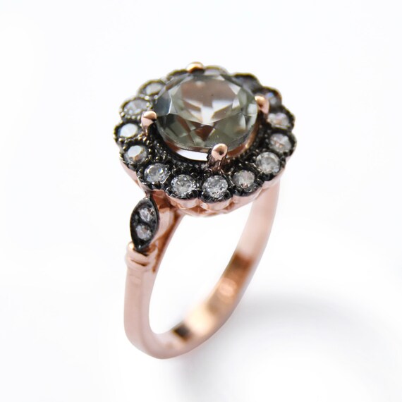 Rose Gold Flower Ring With Green Amethyst - Etsy
