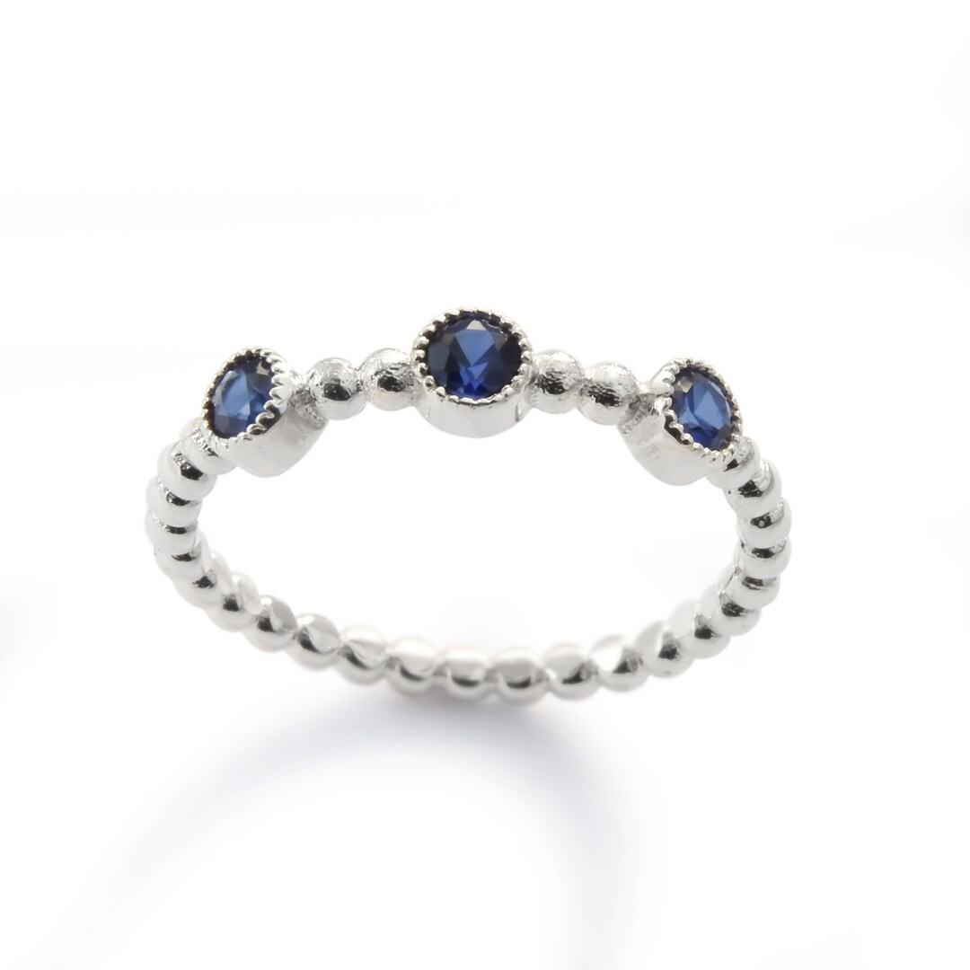 Triple Sapphire Dotted Gold Band Ring - Etsy