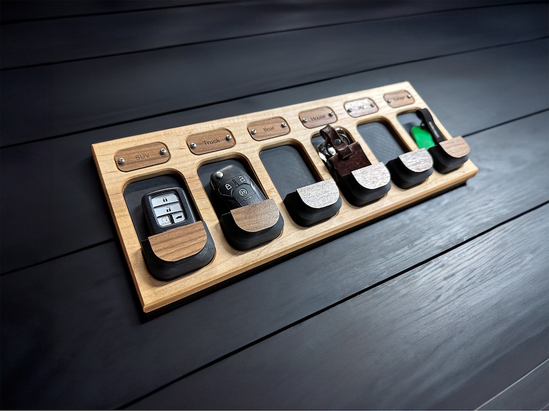 Personalized Maple Wall Key Holder - Elegant Storage for Keys and Fobs ...