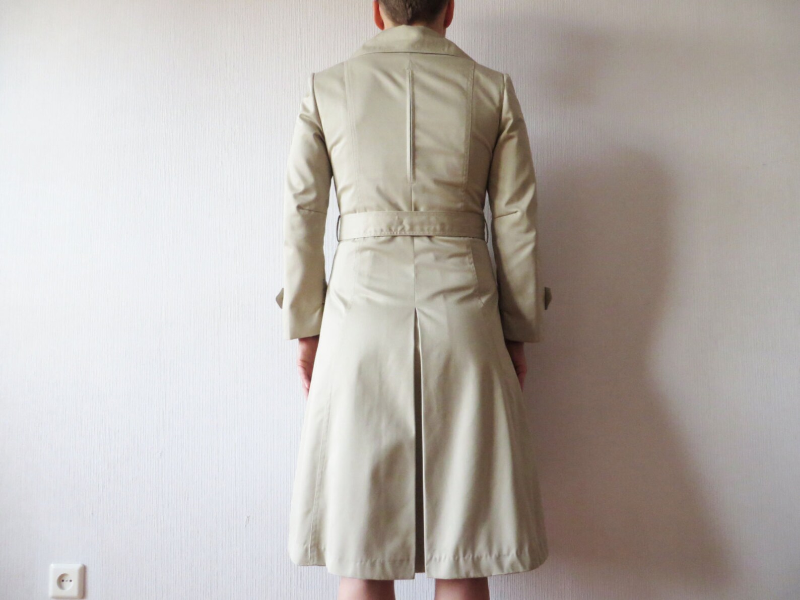 Vintage Women's Beige Brown Trench Coat Classic Beige Trenchcoat With ...