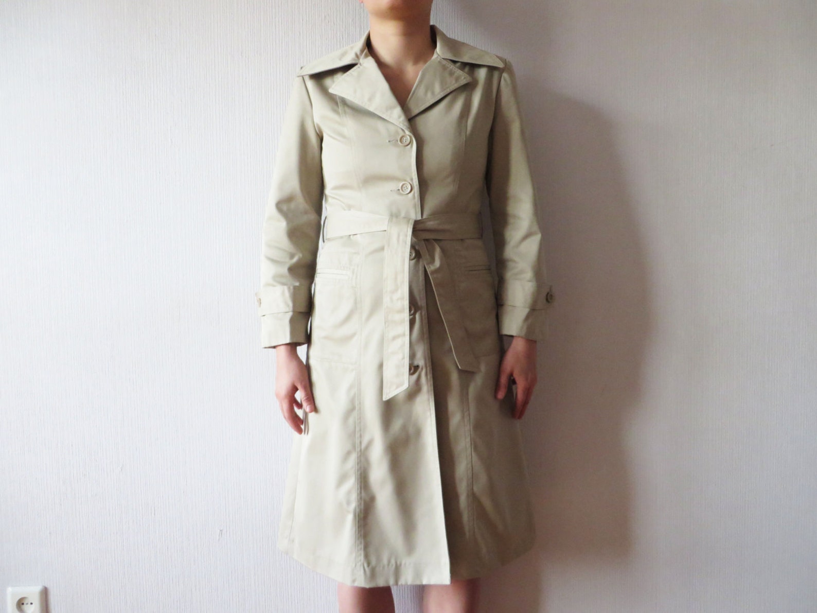 Vintage Women's Beige Brown Trench Coat Classic Beige Trenchcoat With ...