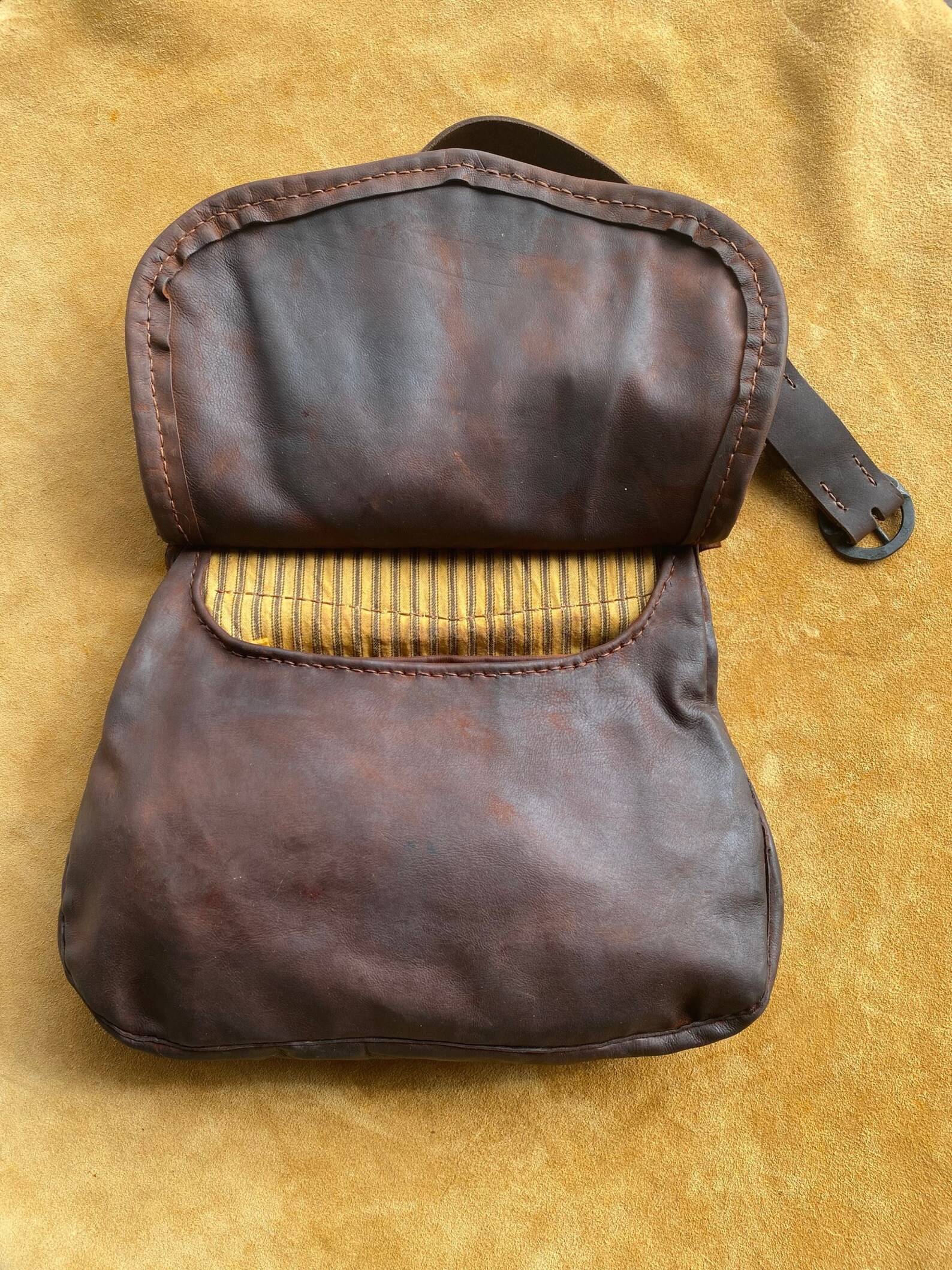 Handmade Leather Fowler Pouch With Axis Deer Hide - Etsy