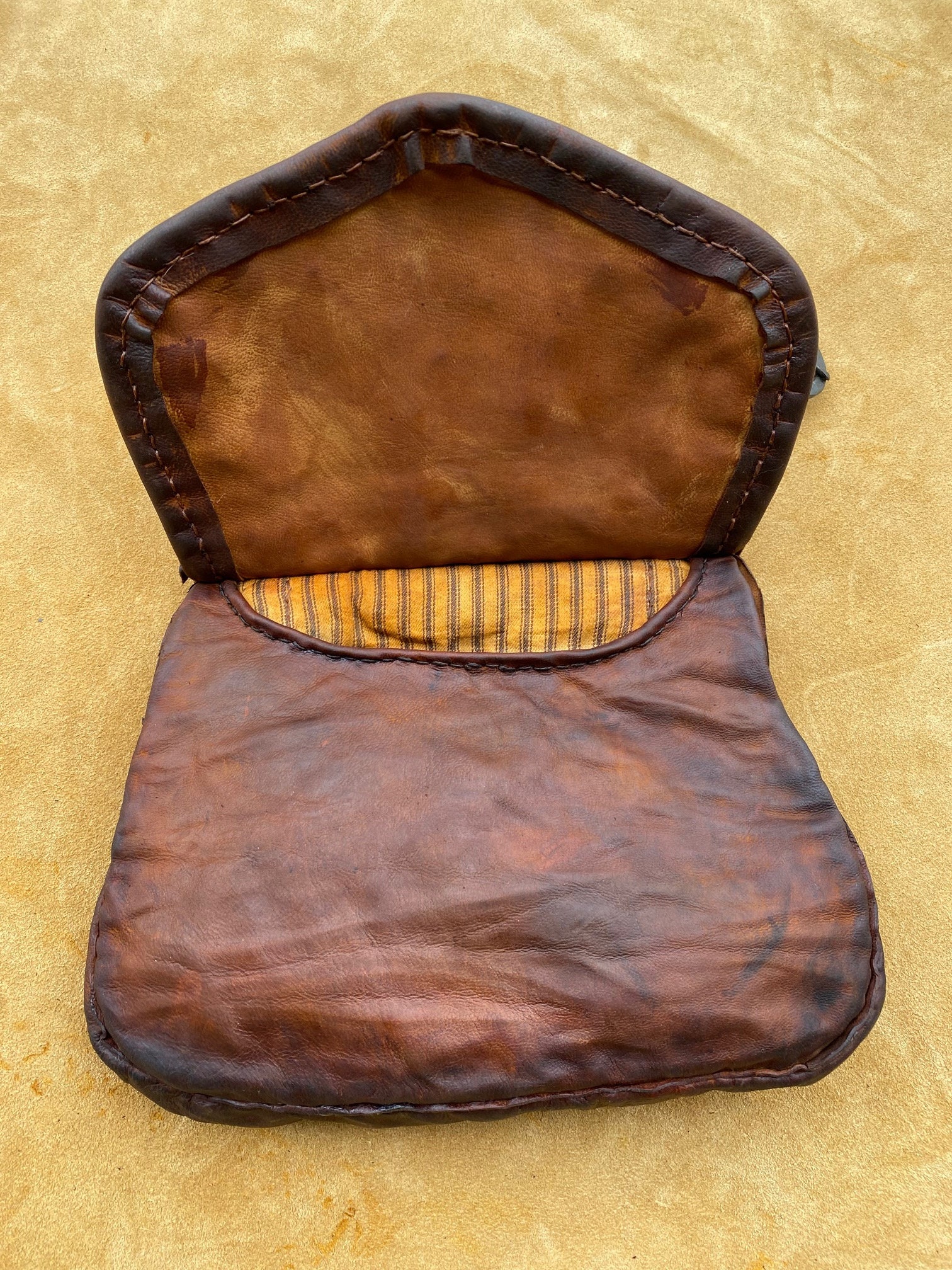 Handsewn Leather Shoulder Bag (M086) - Etsy