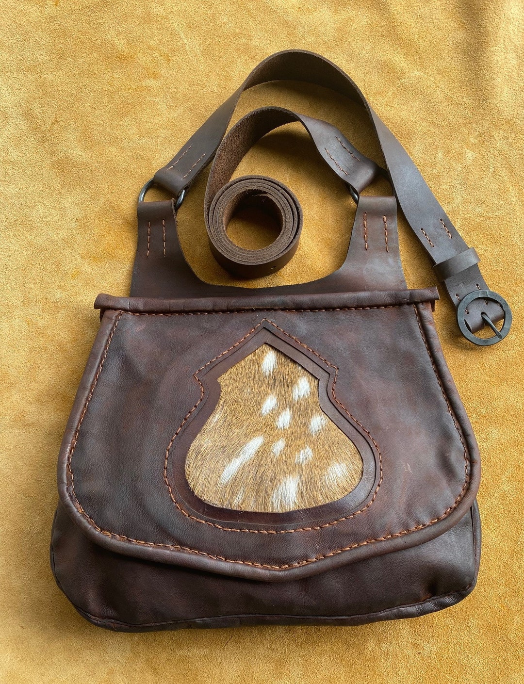 Handmade Leather Fowler Pouch With Axis Deer Hide - Etsy