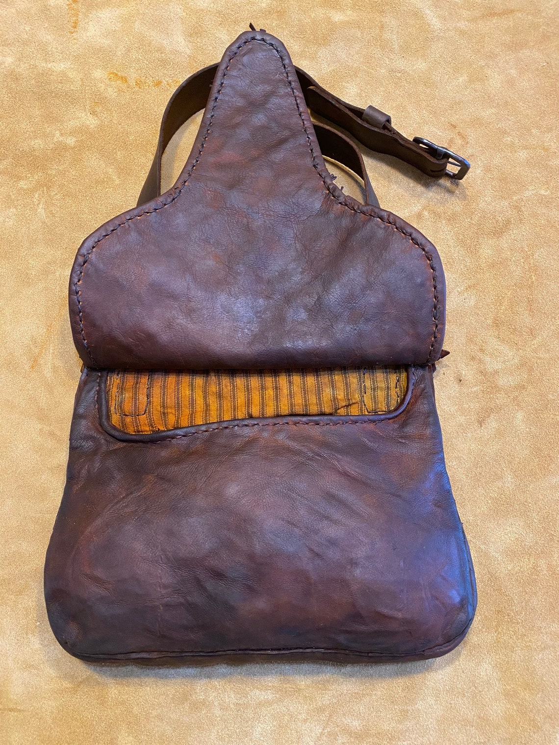 Green Diamond Embroidered Handsewn Leather Pouch (M075) - Etsy