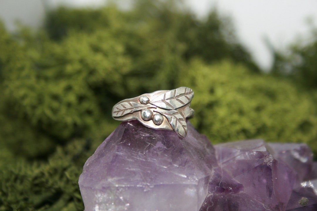 Handmade Sterling 925 Silver Ring With Leaves and Berries Detail ...