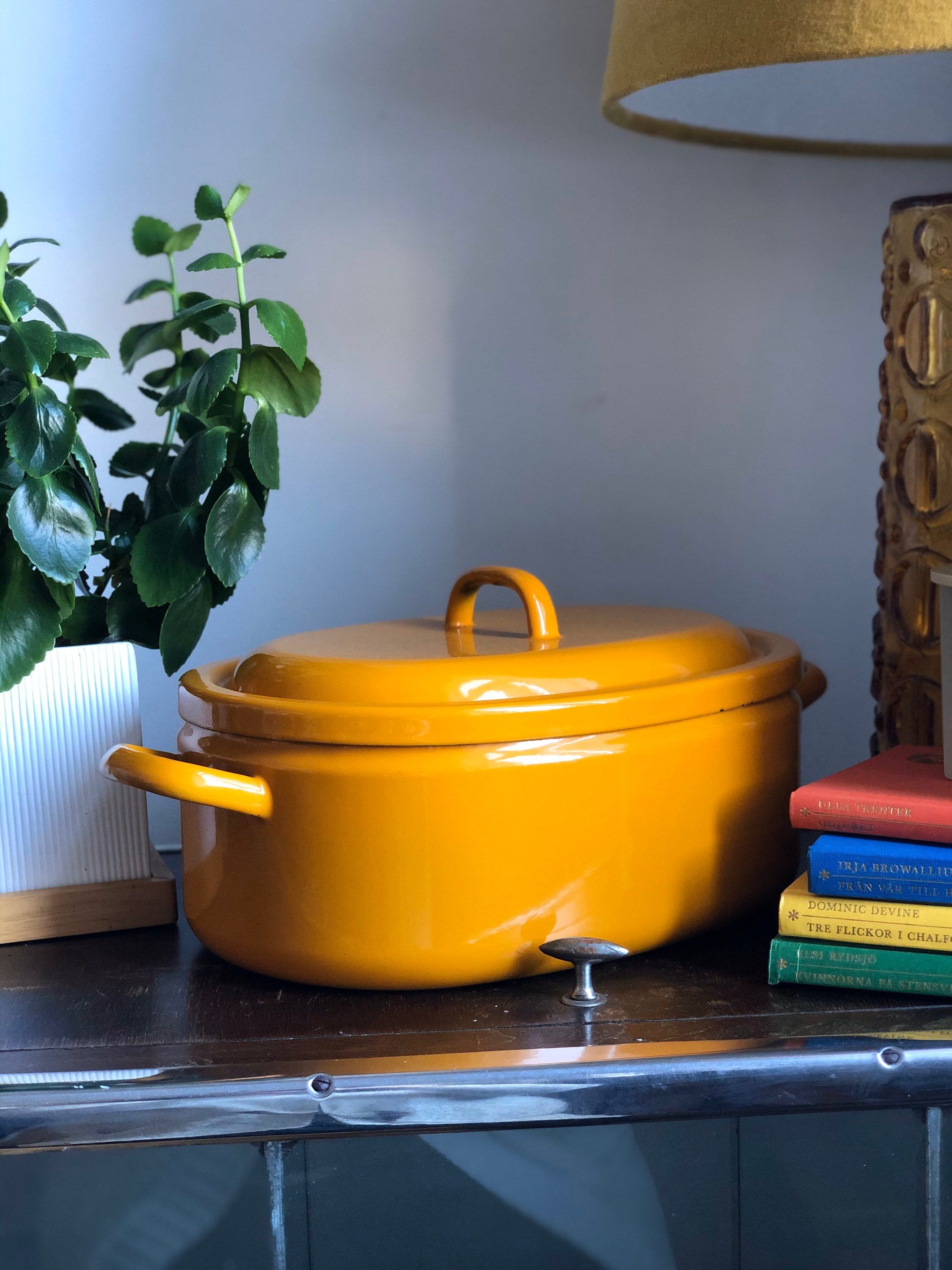 Large enamel pot / Dutch oven mustard yellow with white inside enamel ...