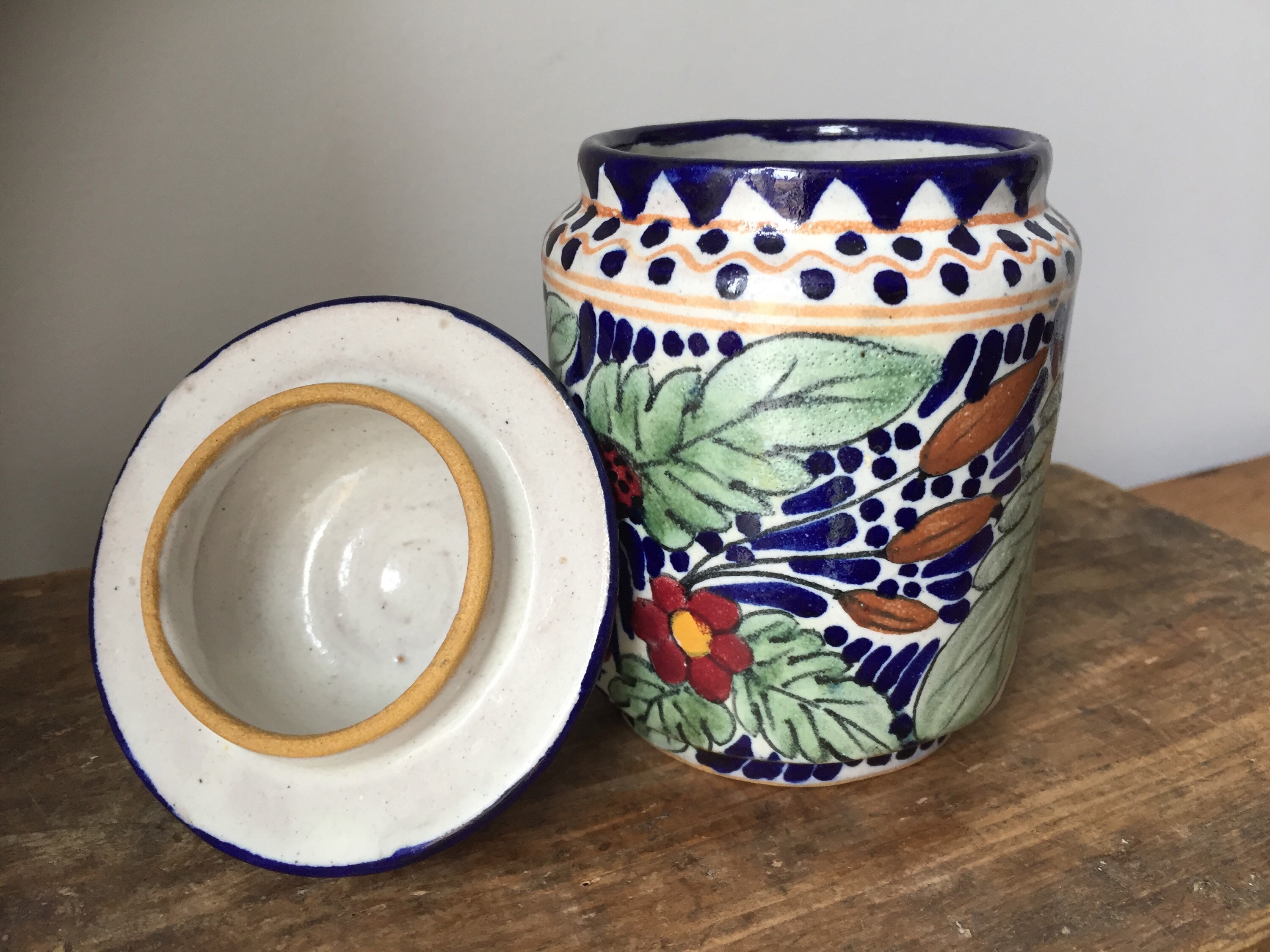 older Mexican pottery cayetano Corona folk art jar lid canister pot ...