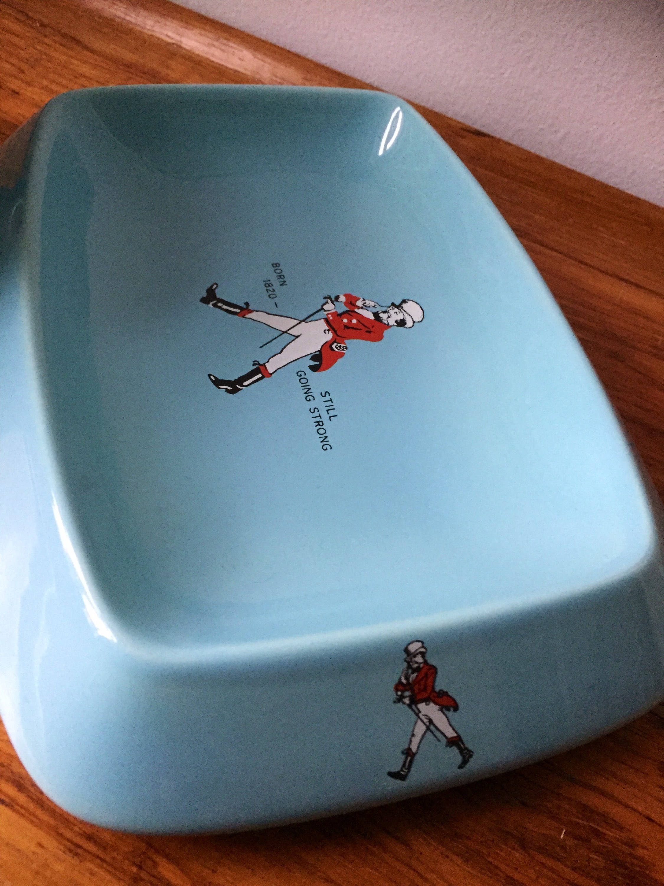 Wade/Johnny Walker/water jug/tray/water pitcher/cigar tray/ashtray ...