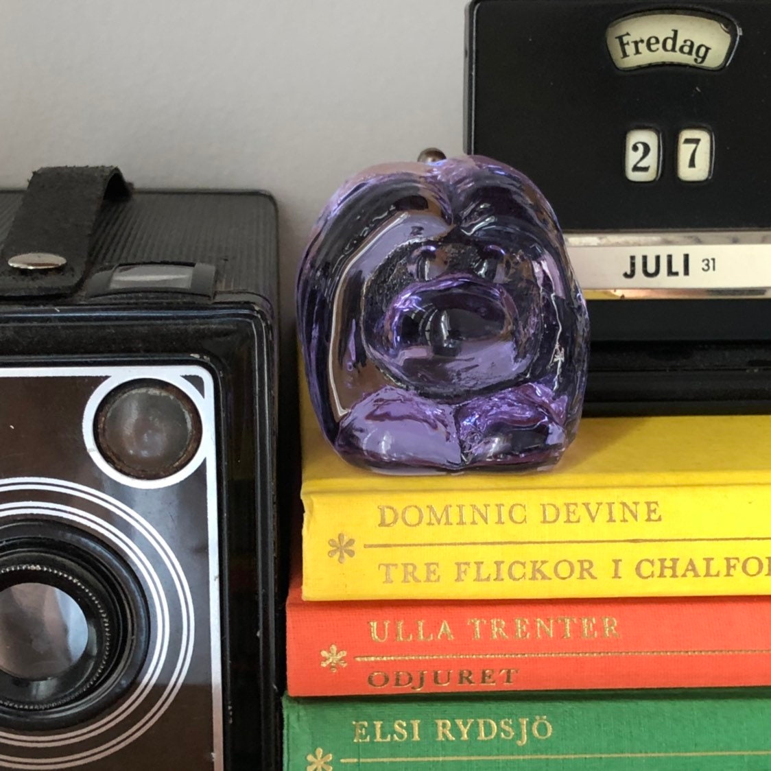 Modern purple troll glass sculpture figurine for Pukeberg glassworks by ...