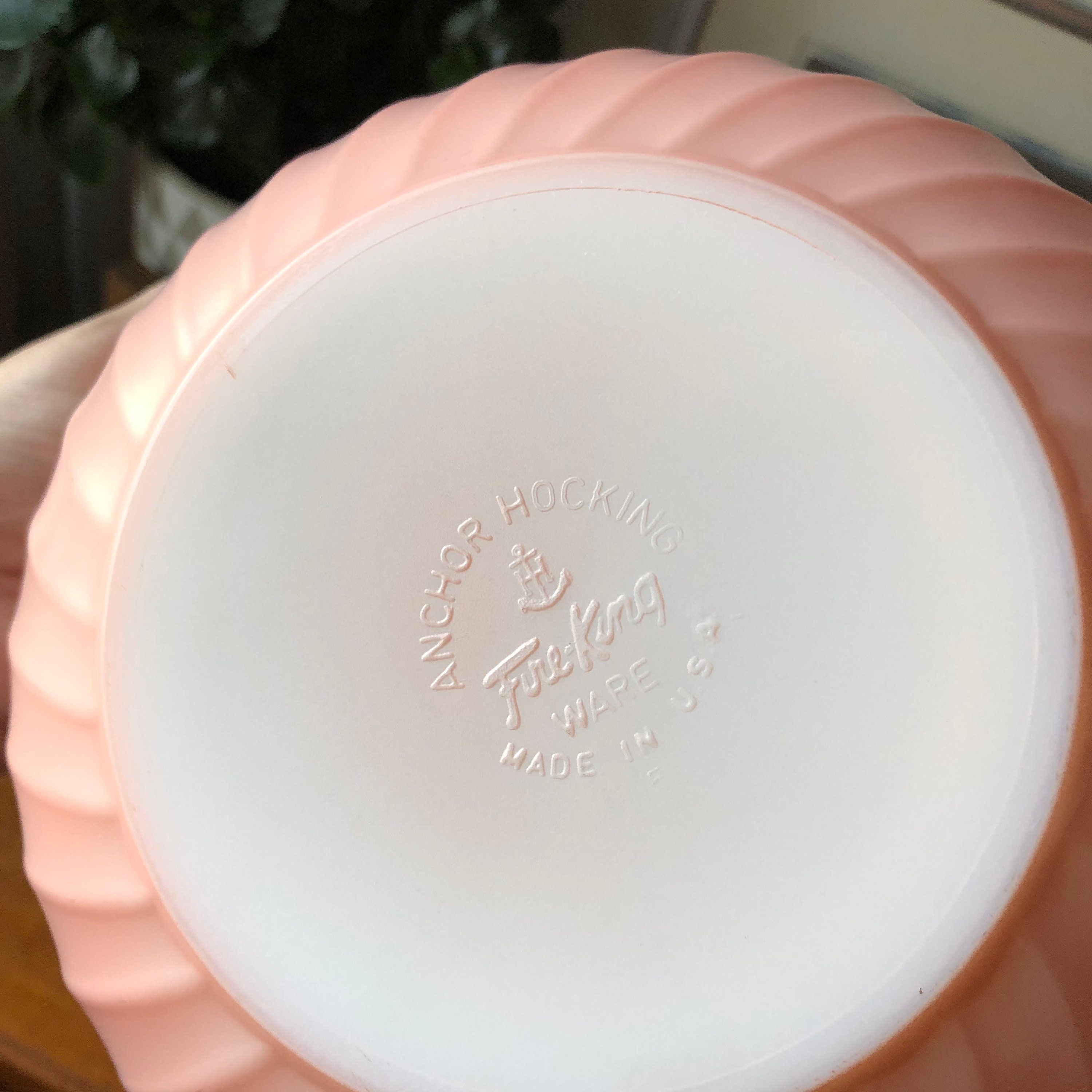 vintage large pink Fire King Anchor Hocking bowl 1950s Swirl patter ...