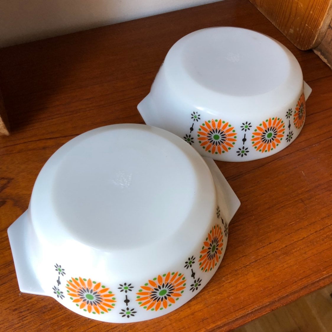 pyrex JAJ serving bowl orange iris retro jaj tablescape made in England ...