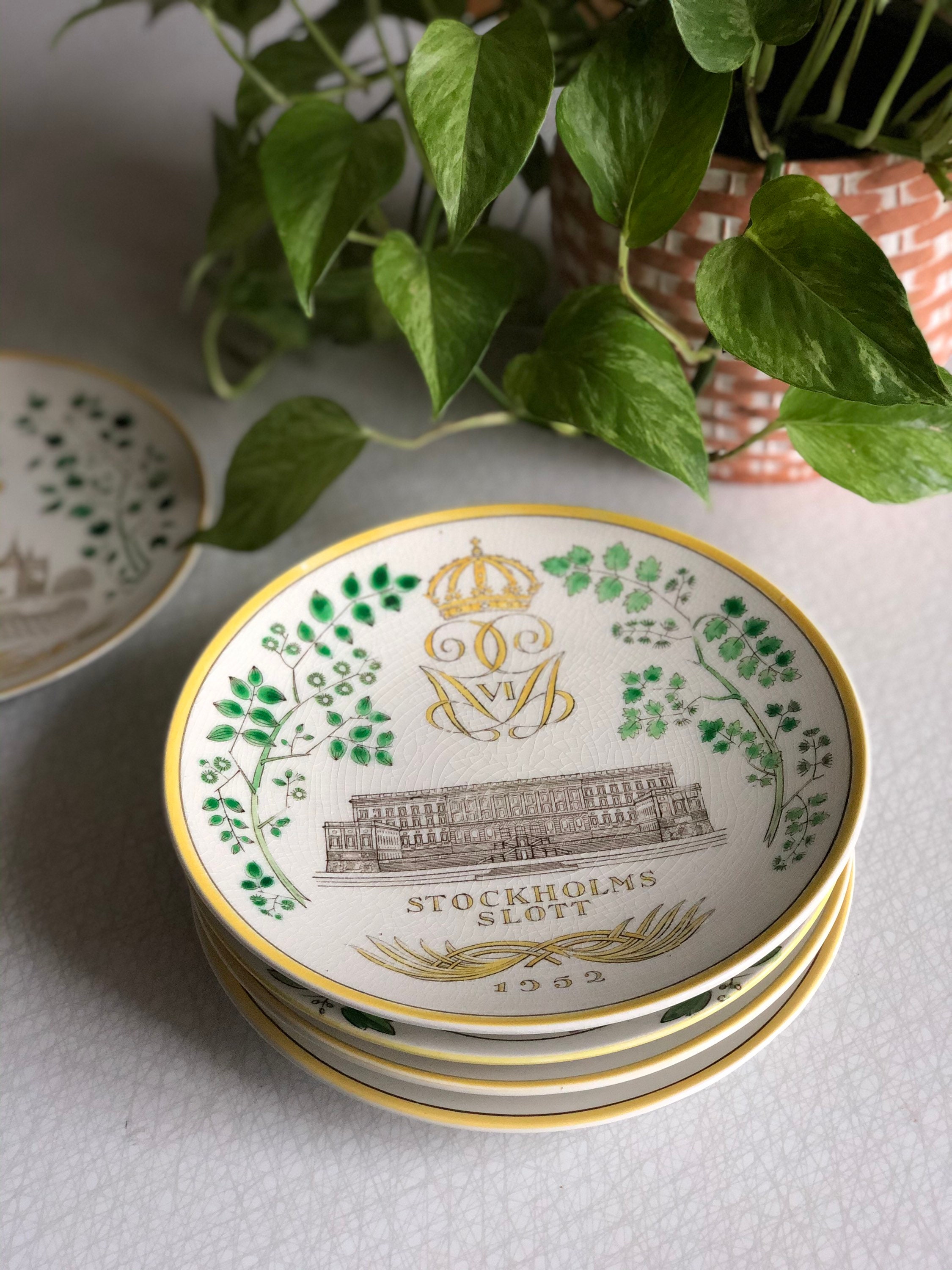 Swedish wall plates commemorating castles in Sweden by Gefle ceramics ...