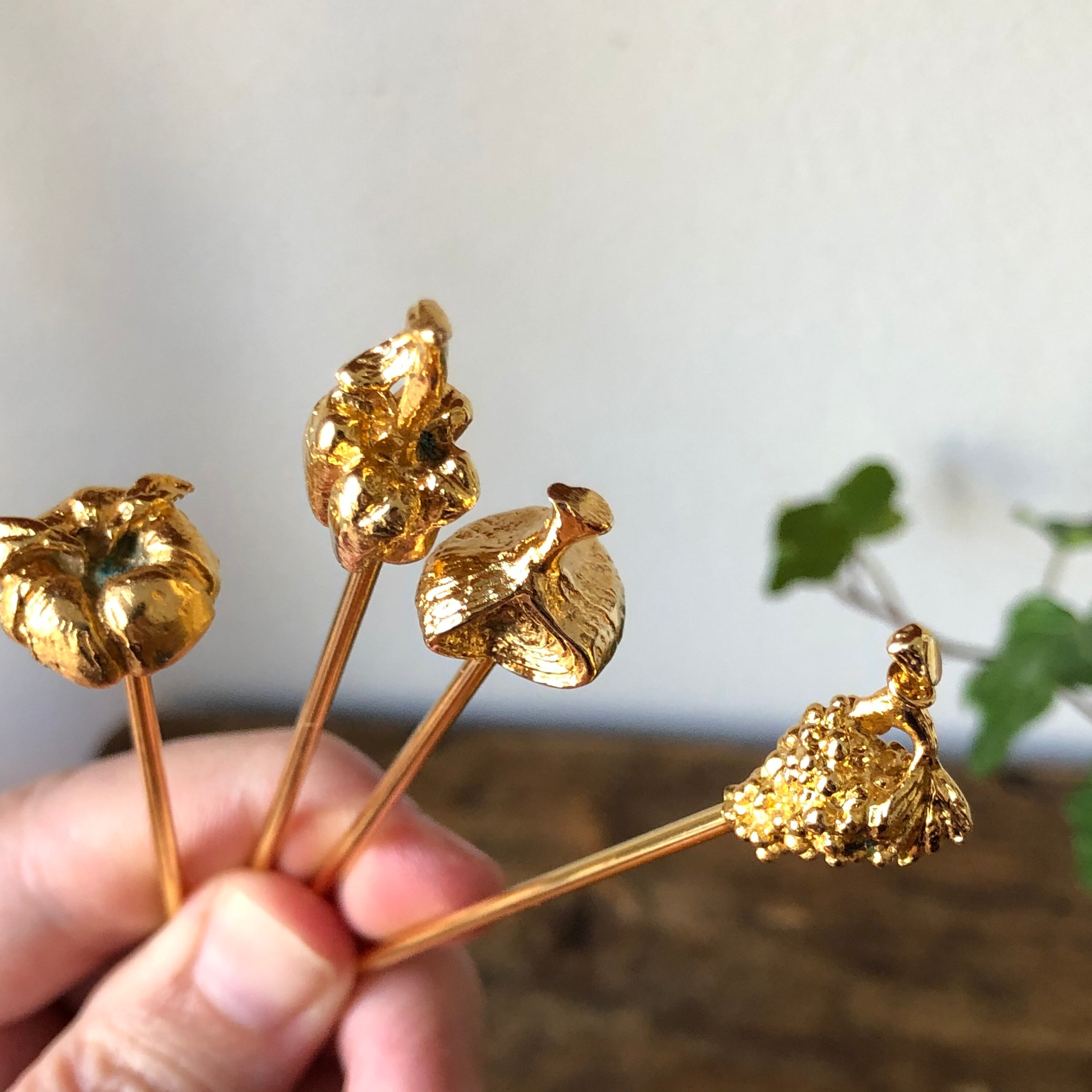 Vintage gold plated drink pin set with cocktail garnish motif Bar cart ...