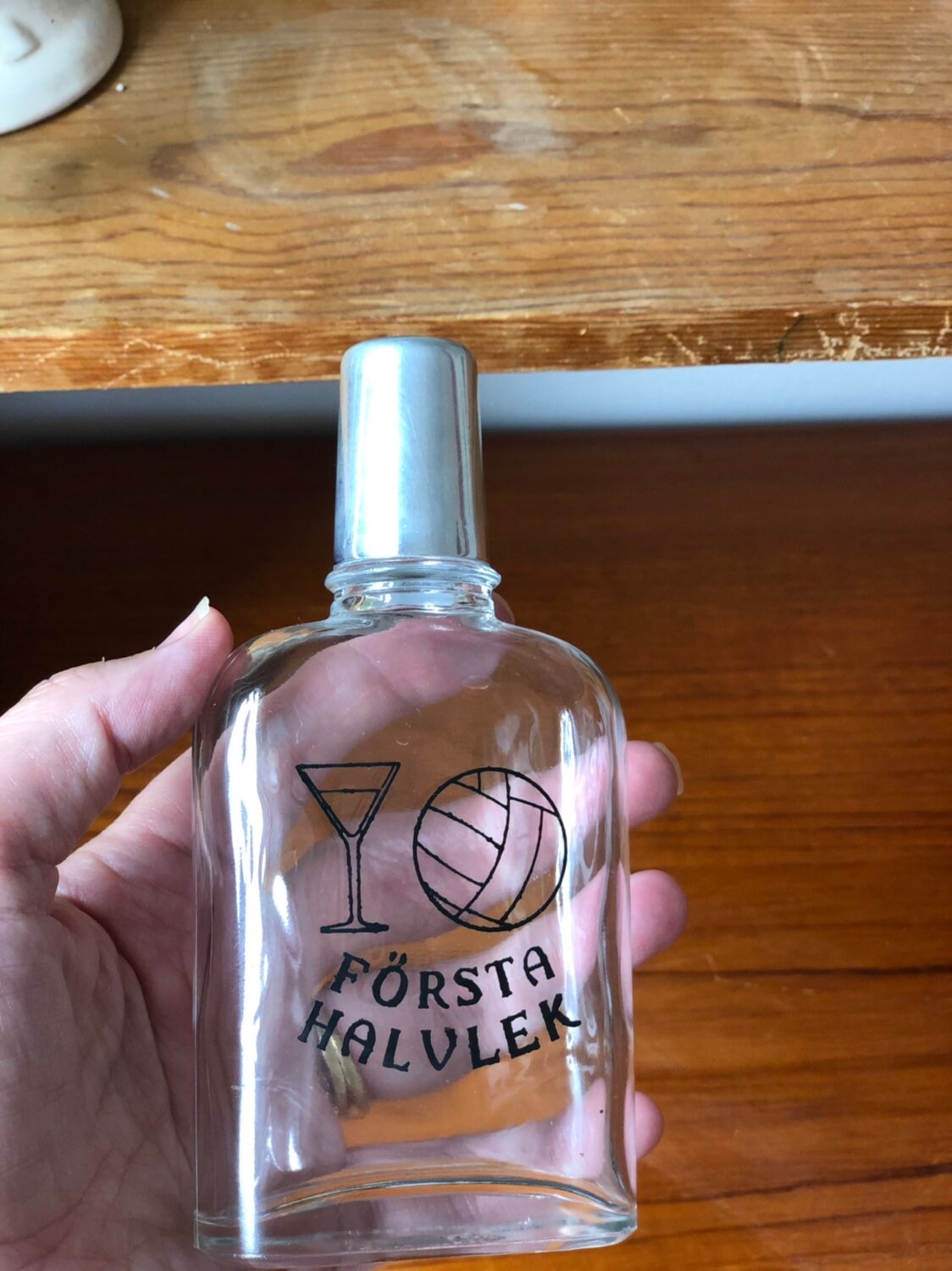 4oz glass hip flask Swedish parody joke / first half / första halvlek ...