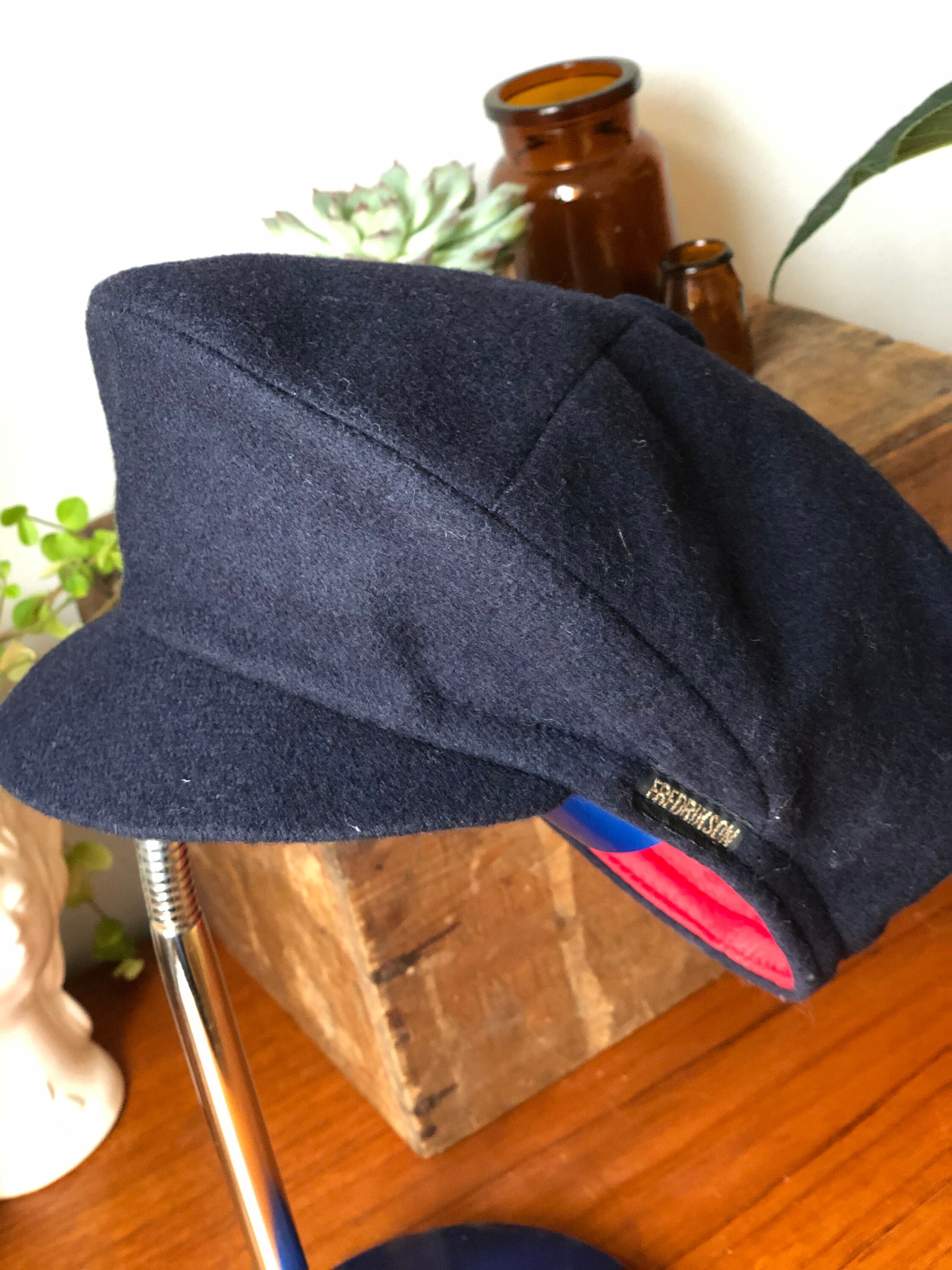 Vintage Finnish wool paper boy cap navy blue by Fredrikson