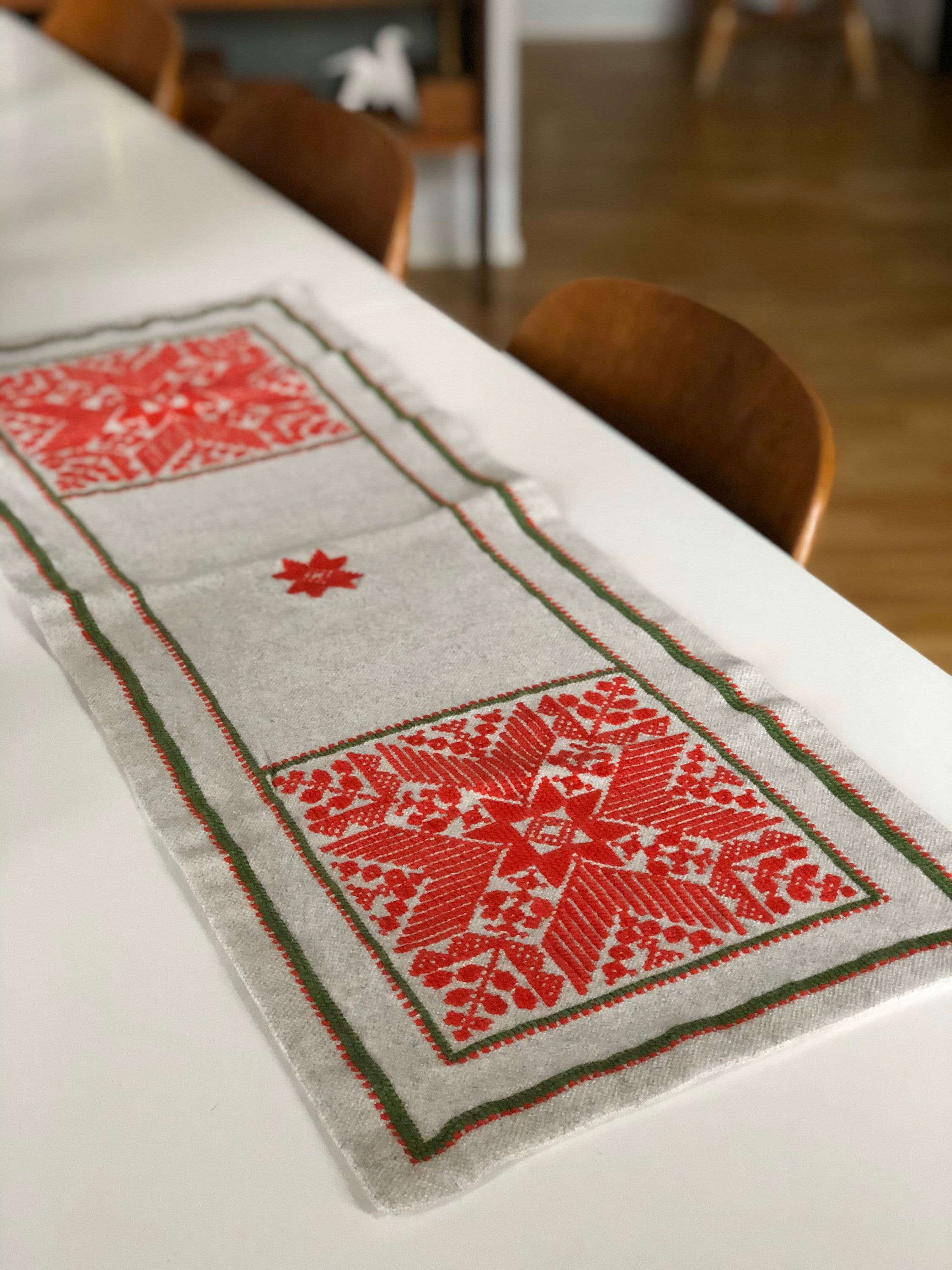 Christmas Table Runner Swedish traditional folk art embrodiery runner ...