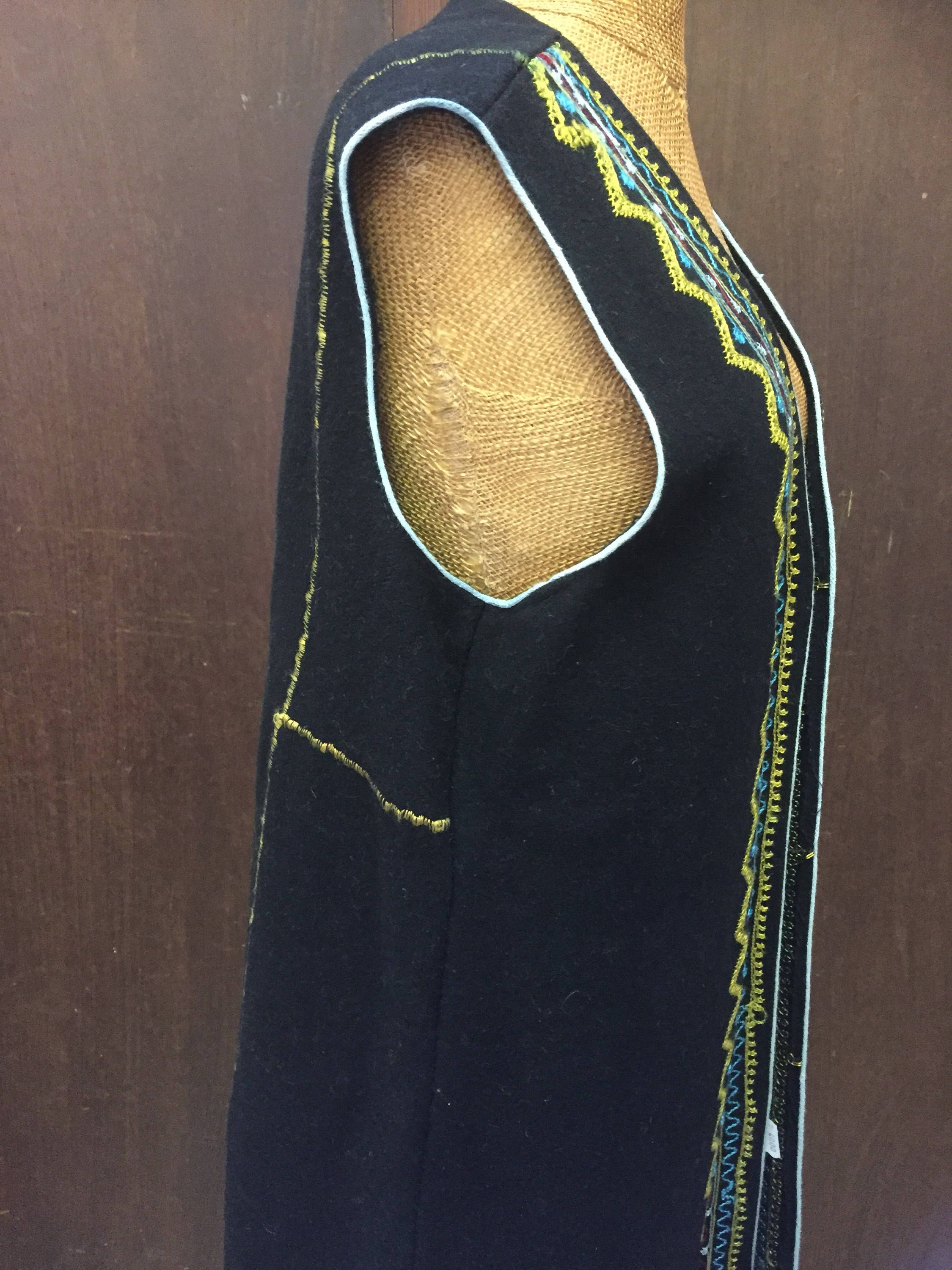 Vintage /traditional /Swedish /embroidered/wool vest/folk art ...