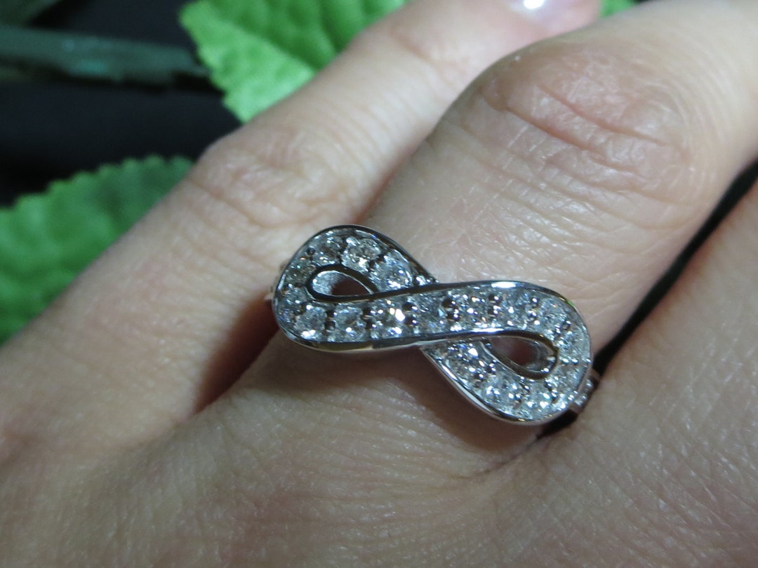 0.73ct Large Infinity 14K White Gold Diamond Infinity Ring (14K White ...