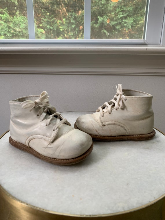 Vintage stride rite white - Gem