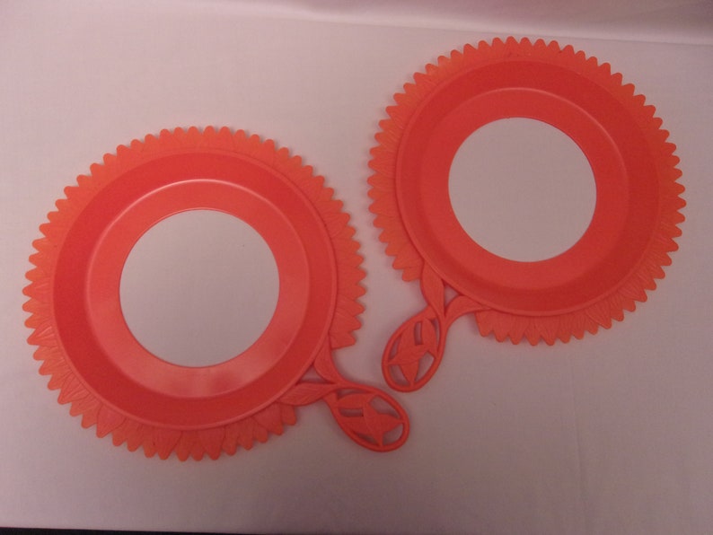 Plate-mate Paper Plate Holders,flower Design,retro,set of 6,assorted ...