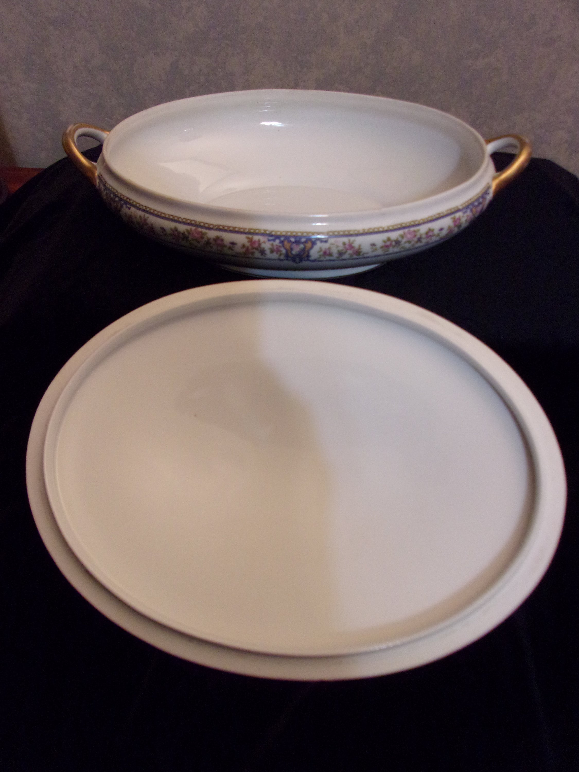 Noritake Vegetable Dish With Lid,the Malay Pattern,nippon,gold Color ...