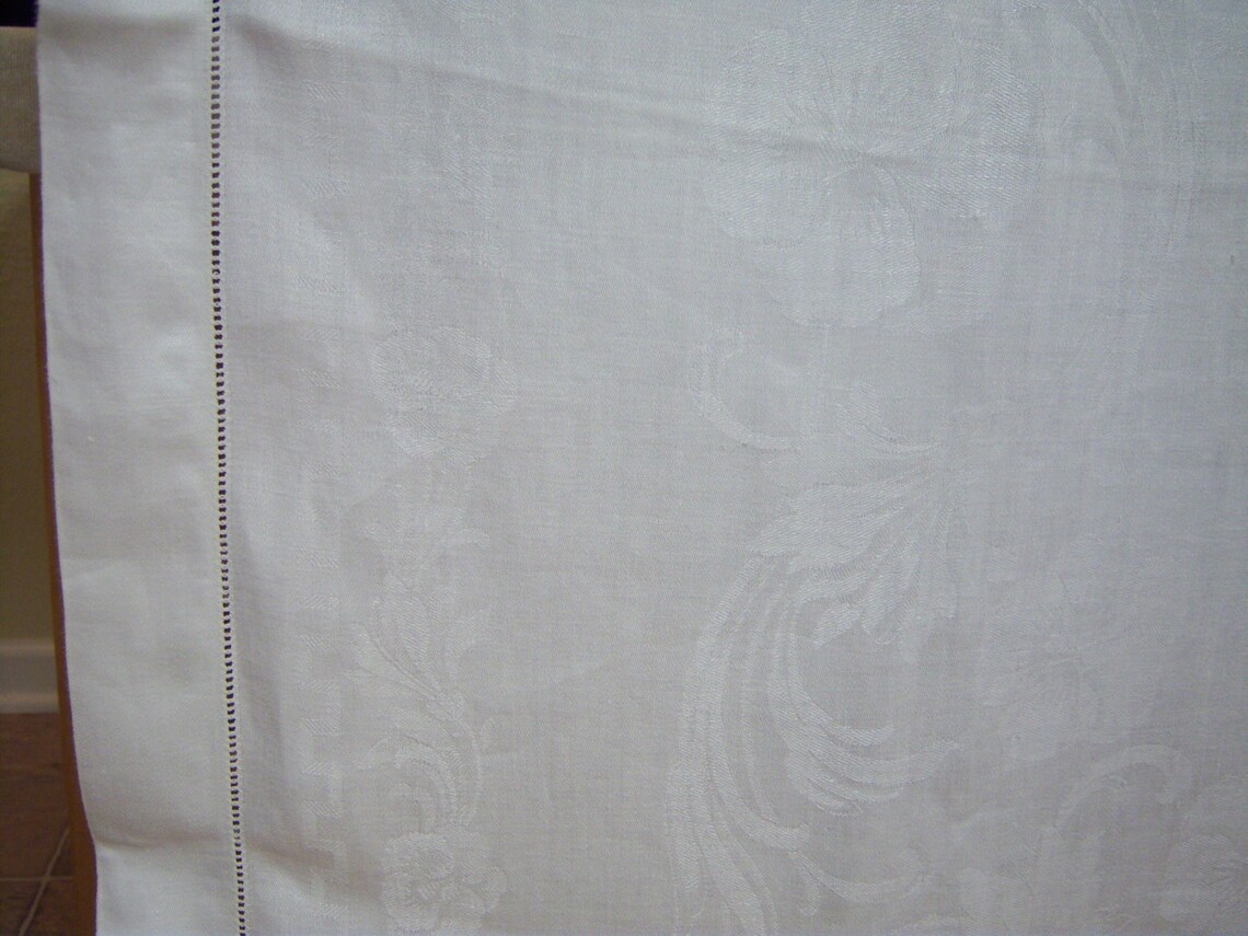 Vintage White Linen Tablecloth/flowers and Greek Key Design/shabby Chic ...