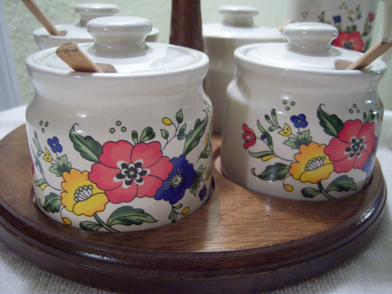 Vintage Condiment Set With Wood Stand/four Ceramic Condiment Containers ...
