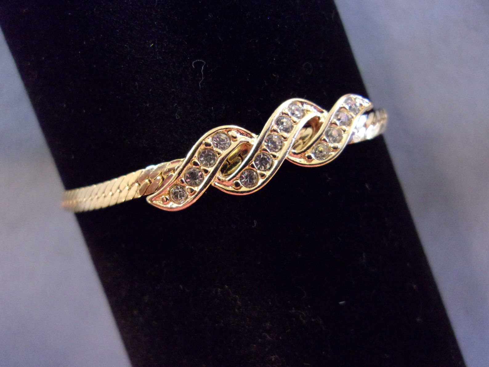 Avon Gold Tone Bracelet,signed Bracelet,clear Rhinestones,7.5 Long ...