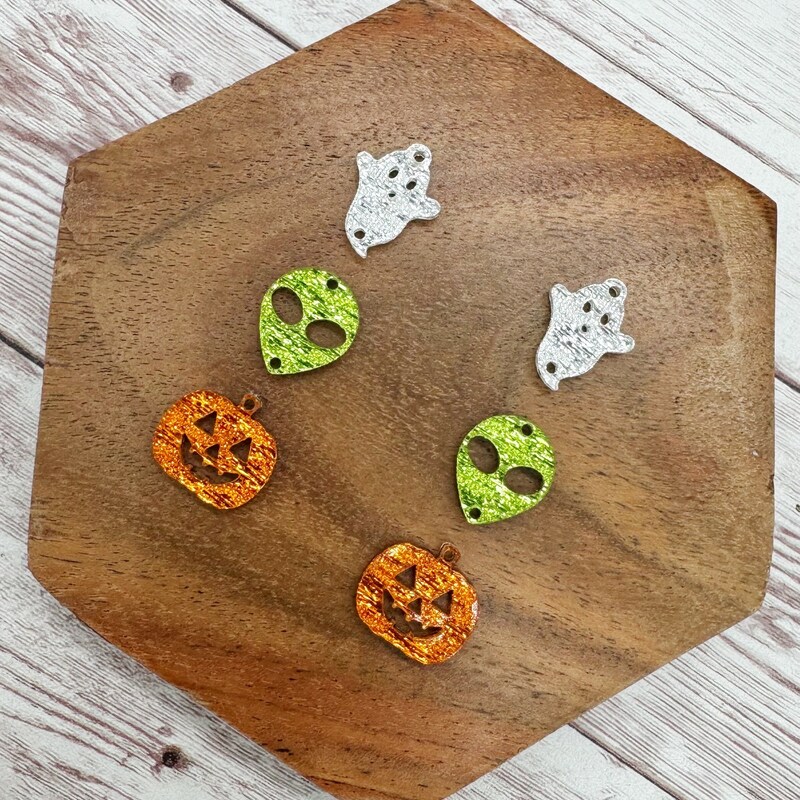 Aliens Jewelry - Etsy