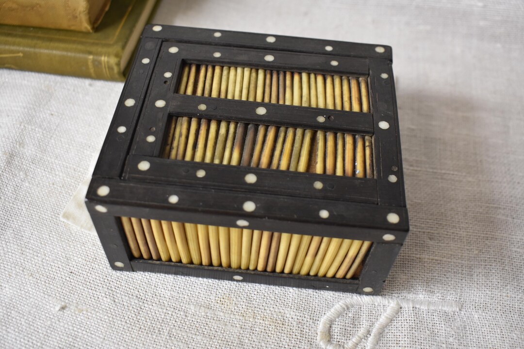 Vintage Porcupine Quill Black Wood Box / Sliding Top Wooden Storage Box ...
