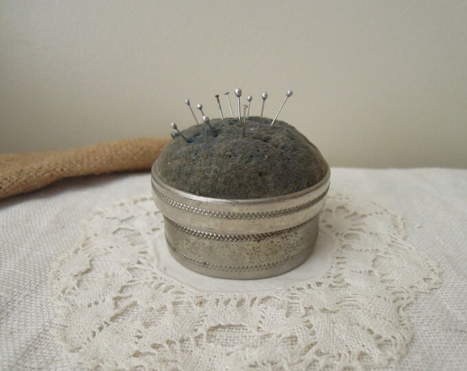 Vintage Small Pincushion / Tin Pin Cushion Box / Faded Blue Velvet Pin ...