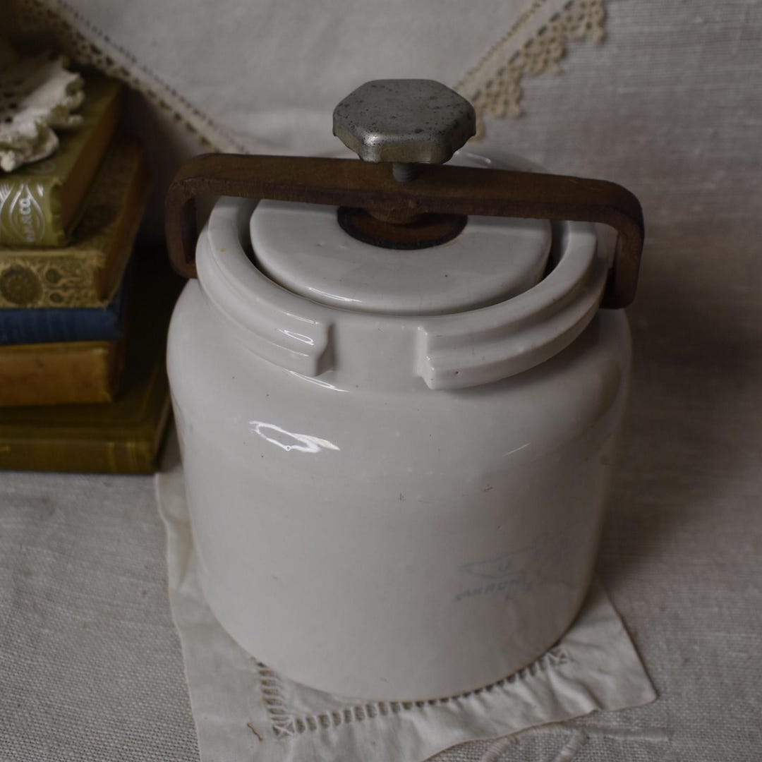 Vintage Crock Ironstone Jar / Stoneware Grinding Mill Covered Ball Jar ...