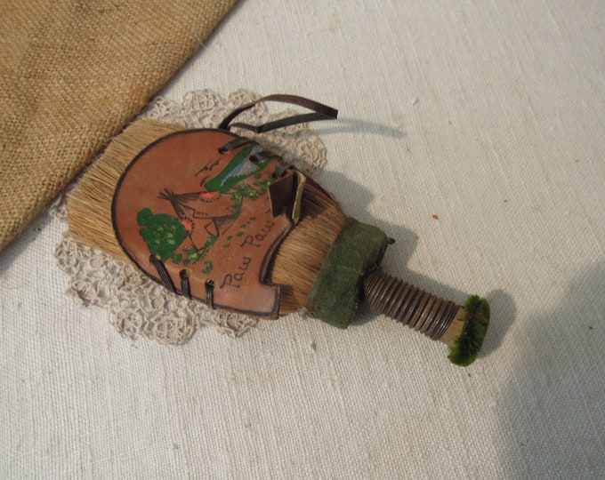 Vintage Whisk Broom / Craft Room Clean-up / Farm House Kitchen ...