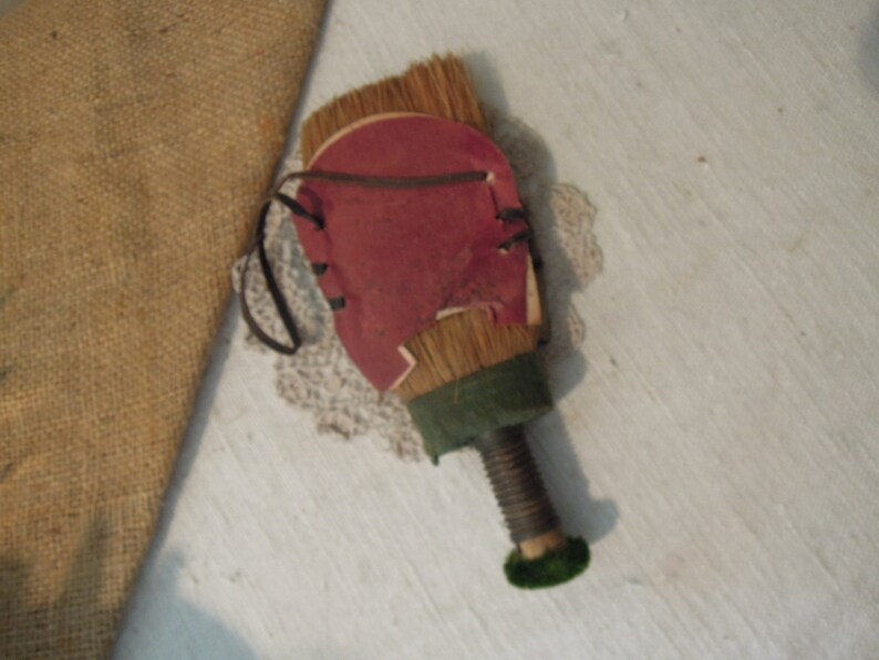 Vintage Whisk Broom / Craft Room Clean-up / Farm House Kitchen - Etsy