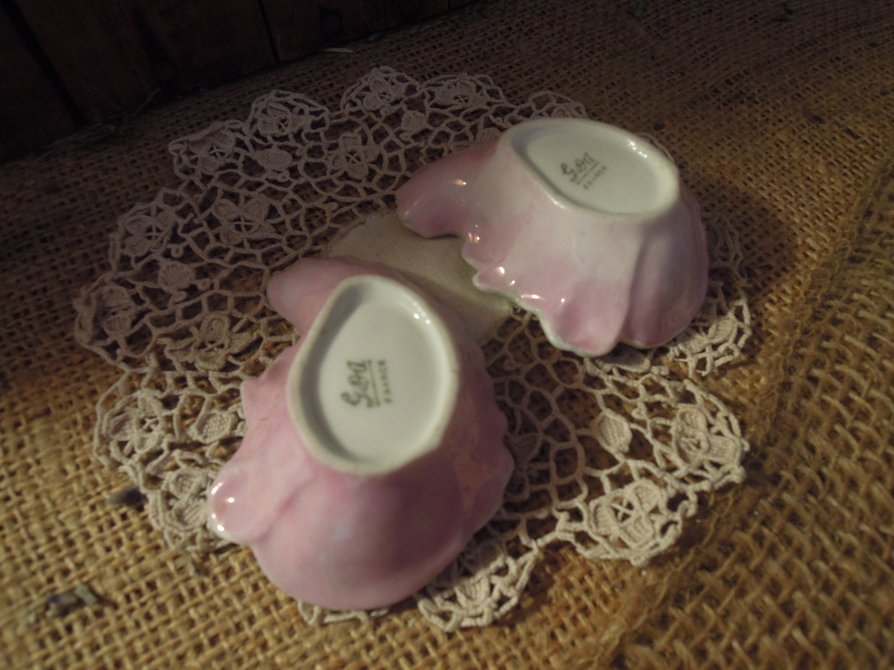 Vintage Set of Goa France Limoges / Limoges Ruffled Oyster Shaped Salt ...