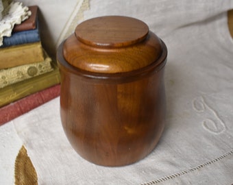 Vintage Carved Wood Box With Lid / Antique Round Wood Jar / Wood ...